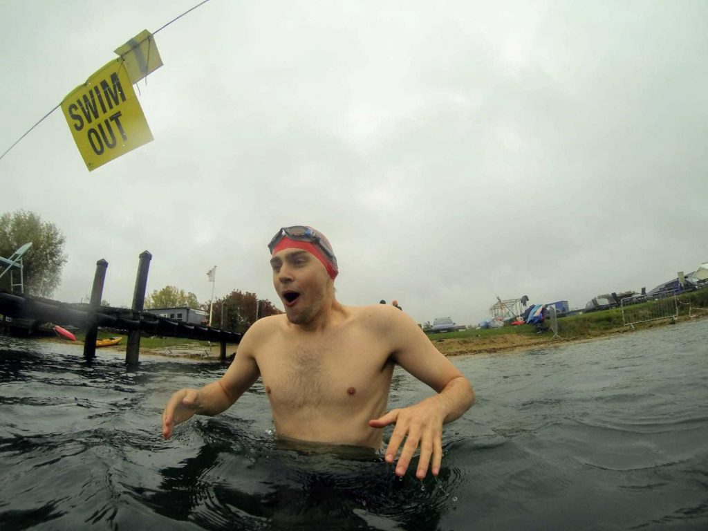 What happens to your body when you enter cold water? - Outdoor Swimmer ...