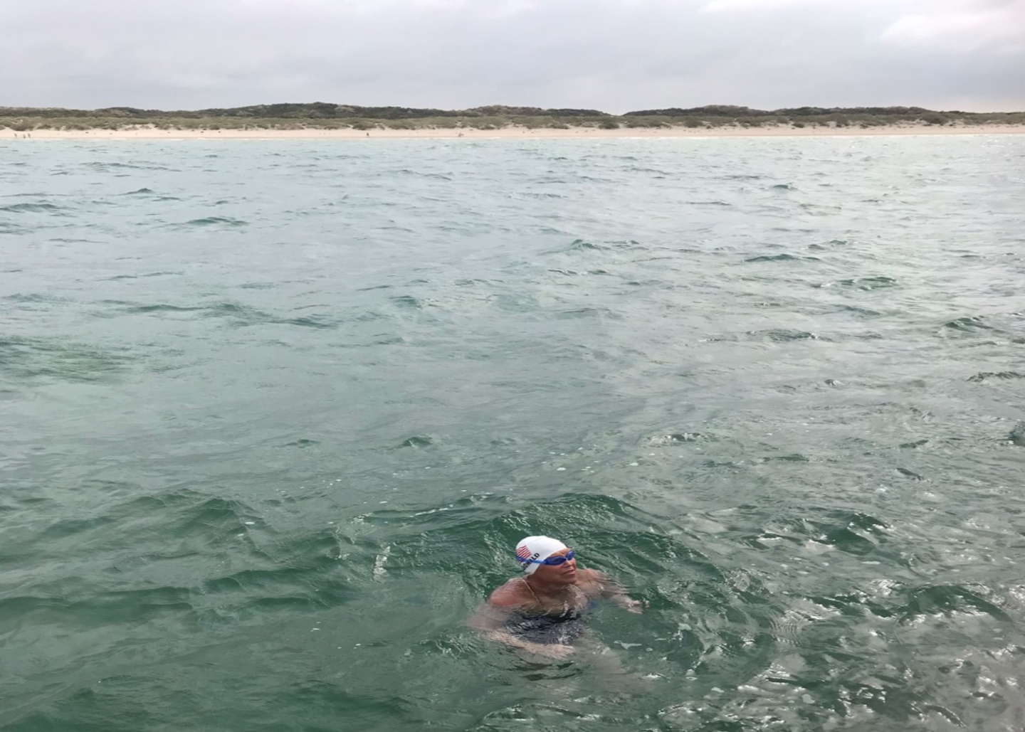 Marcy MacDonald battles tide to reach Belgium - Outdoor Swimmer Magazine