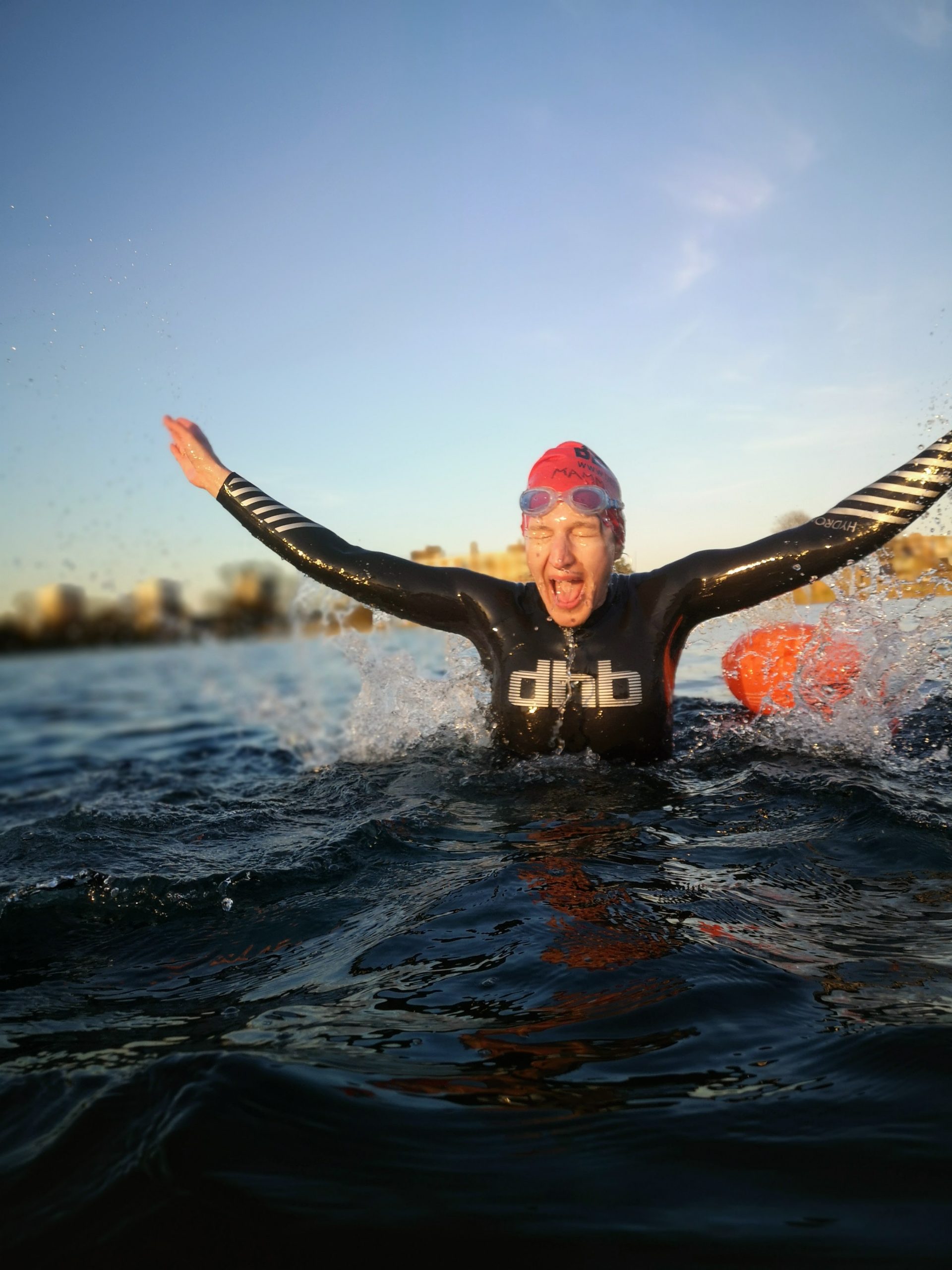 Mamma Swim: "It ignites a sense of bravery" - Outdoor Swimmer Magazine