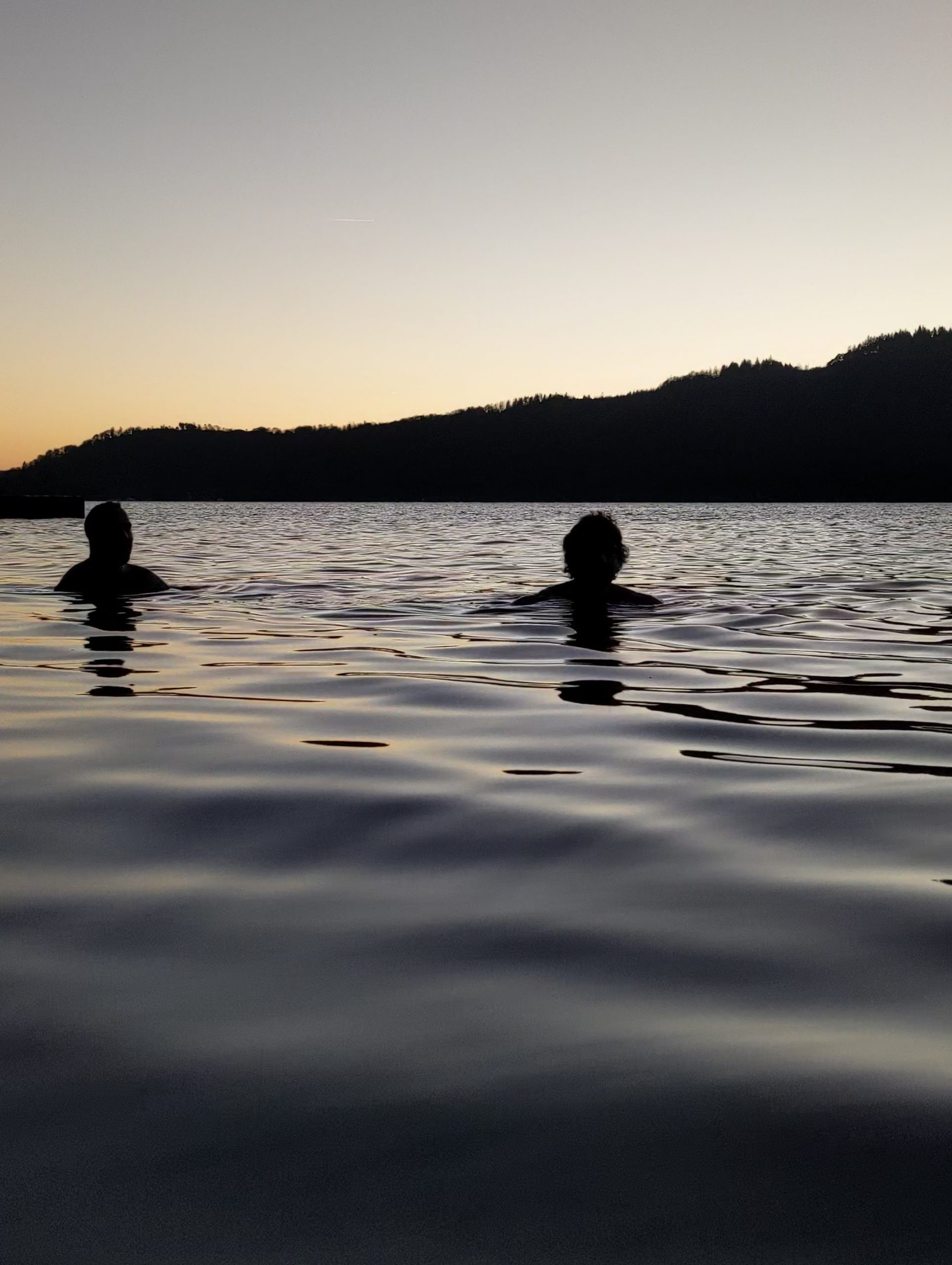 Open water skill: Night swimming - Outdoor Swimmer Magazine
