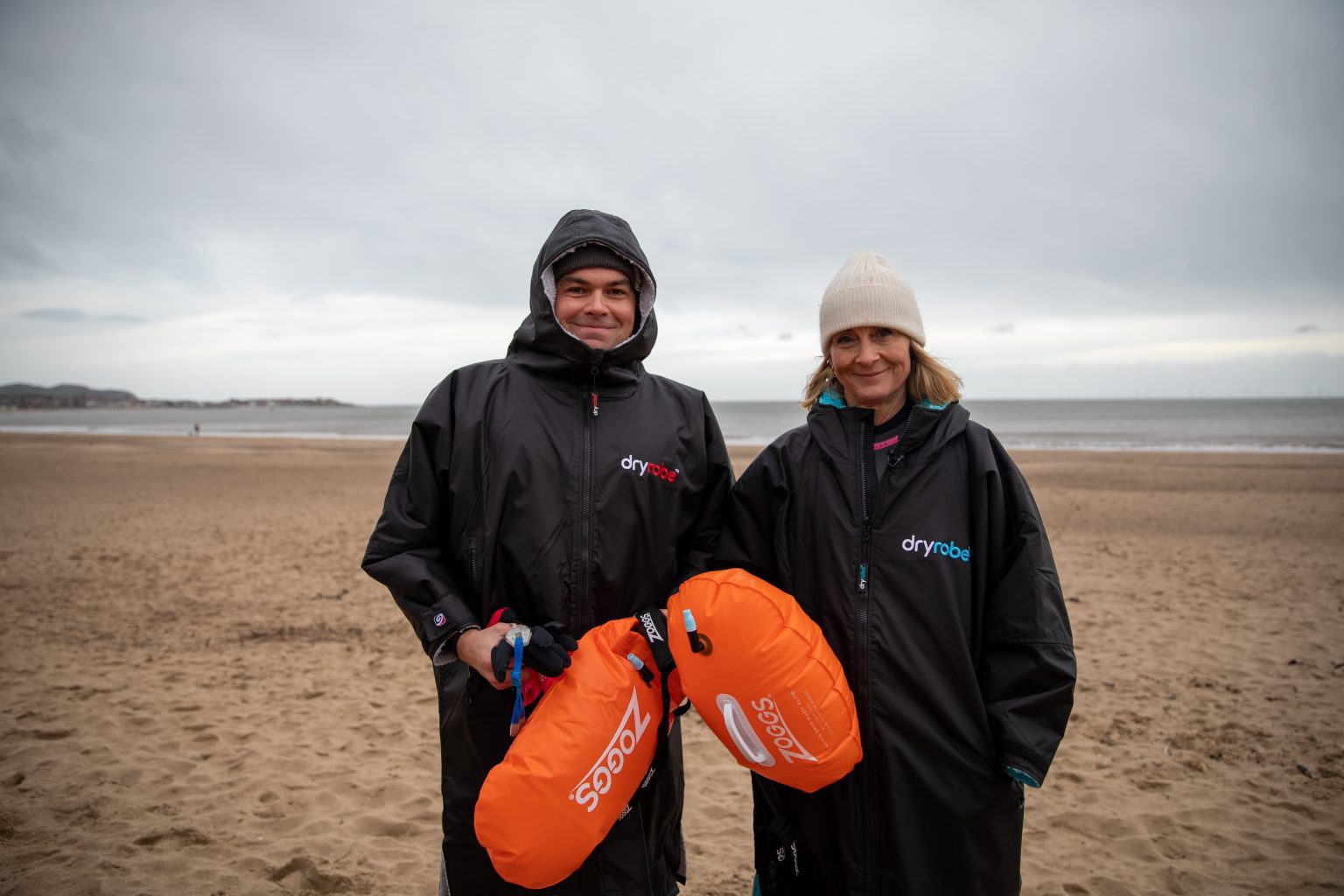 RNLI warns of cold-water swimming risks as sea temperatures drop ...