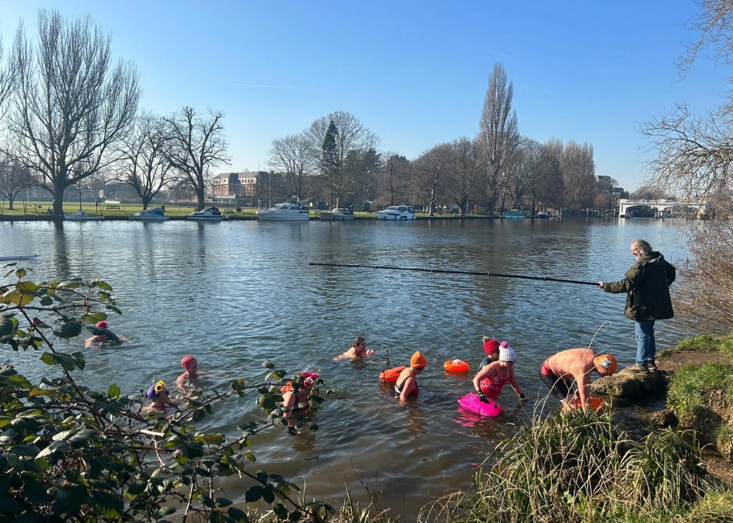 New petition launched to prevent pollution at Teddington Lock - Outdoor ...