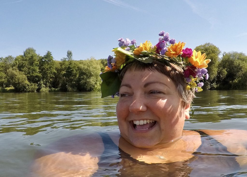 "It makes me feel young, healthy and silly": Swimming for mental health ...