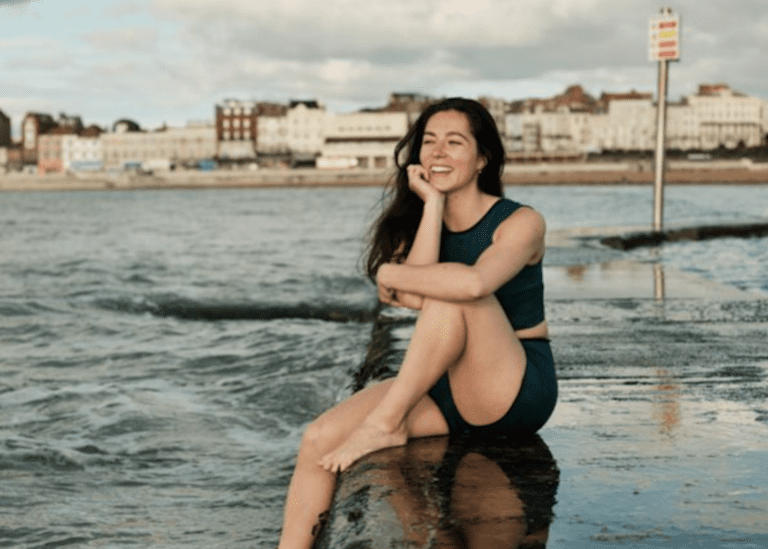 Watch our Q&A with Freya Bromley, author of The Tidal Year - Outdoor Swimmer Magazine