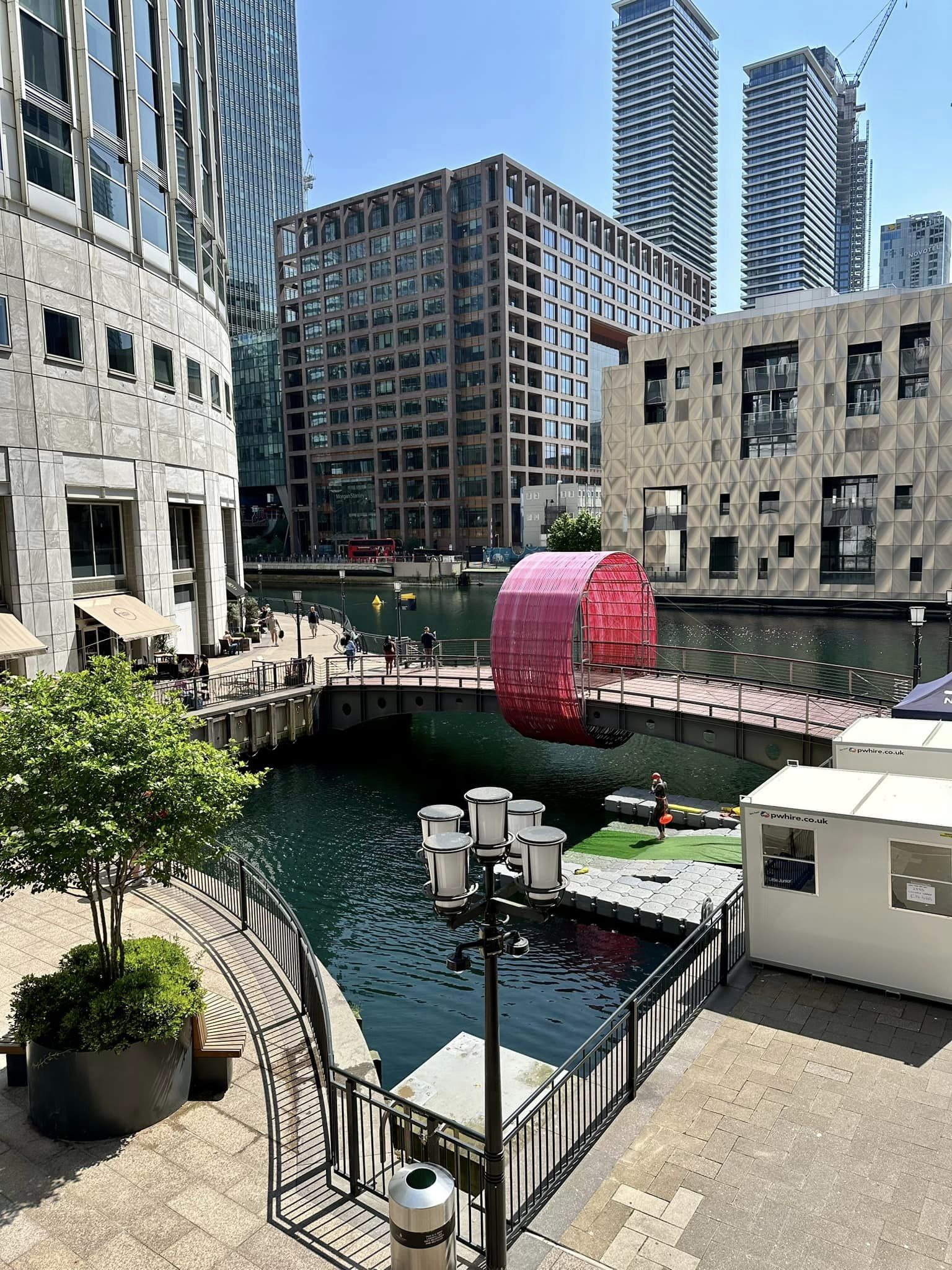 Open water swimming returns to Canary Wharf, London - Outdoor Swimmer ...