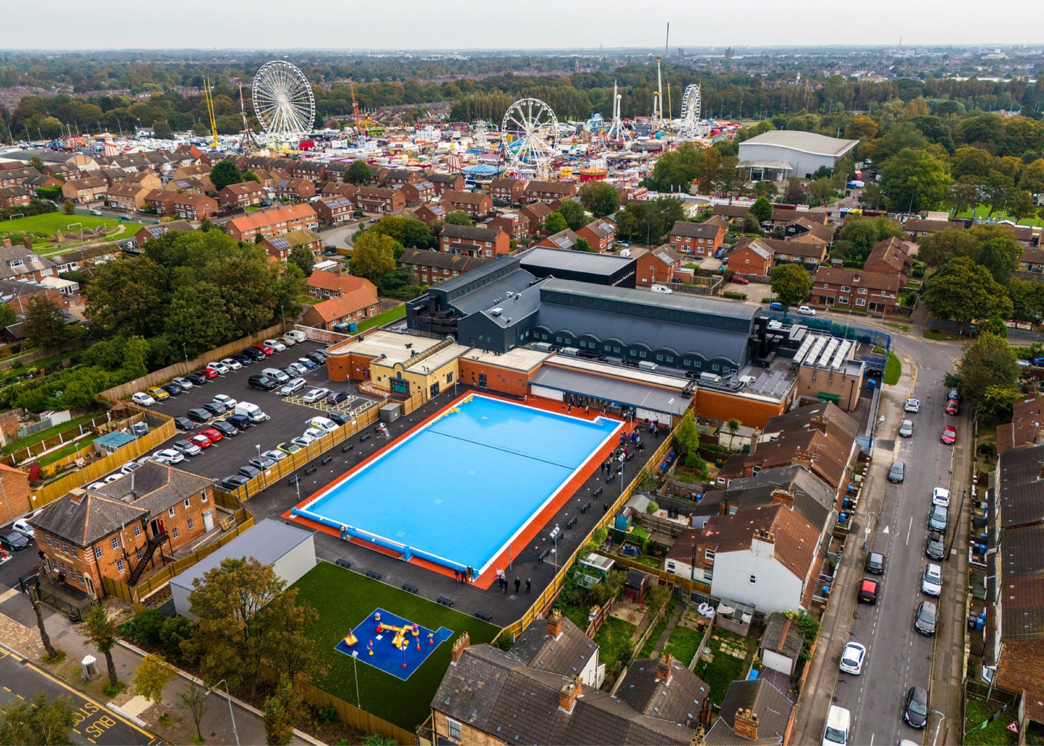 Albert Avenue Pools, Hull new £10 millon lido, opens with giant hook a ...