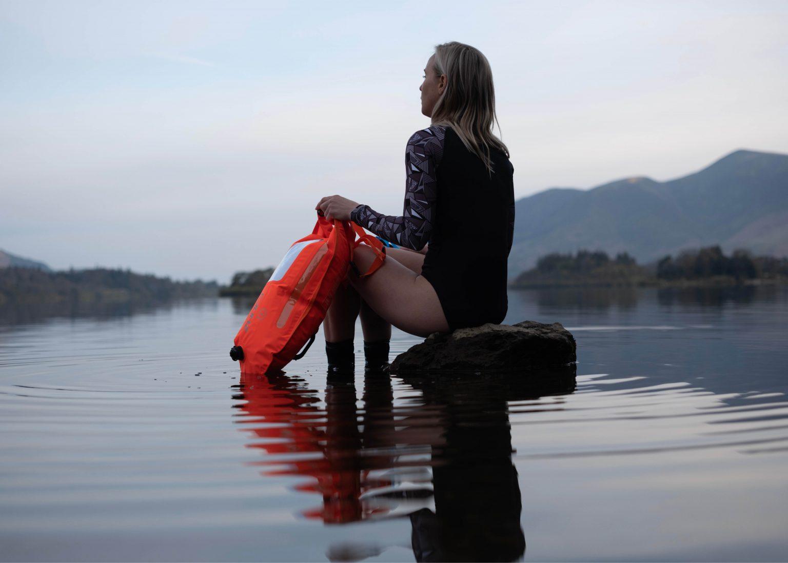 Best tow floats for wild swimming - Outdoor Swimmer Magazine