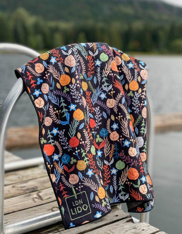 Best swimming towels and towel robes - Outdoor Swimmer Magazine