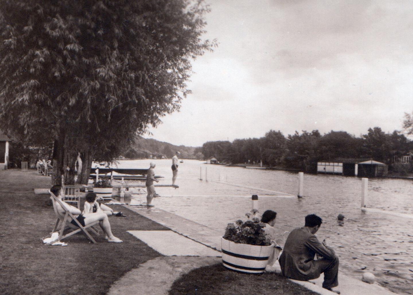 Bathing season in the Thames Valley - Outdoor Swimmer Magazine
